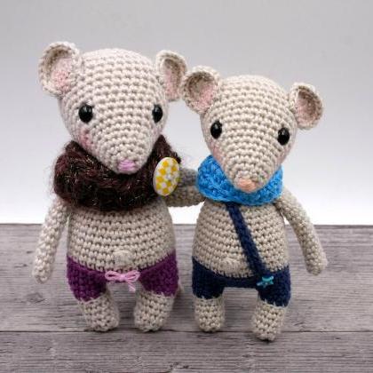 Crochet Pattern - Charlize The Mini Mouse on Luulla