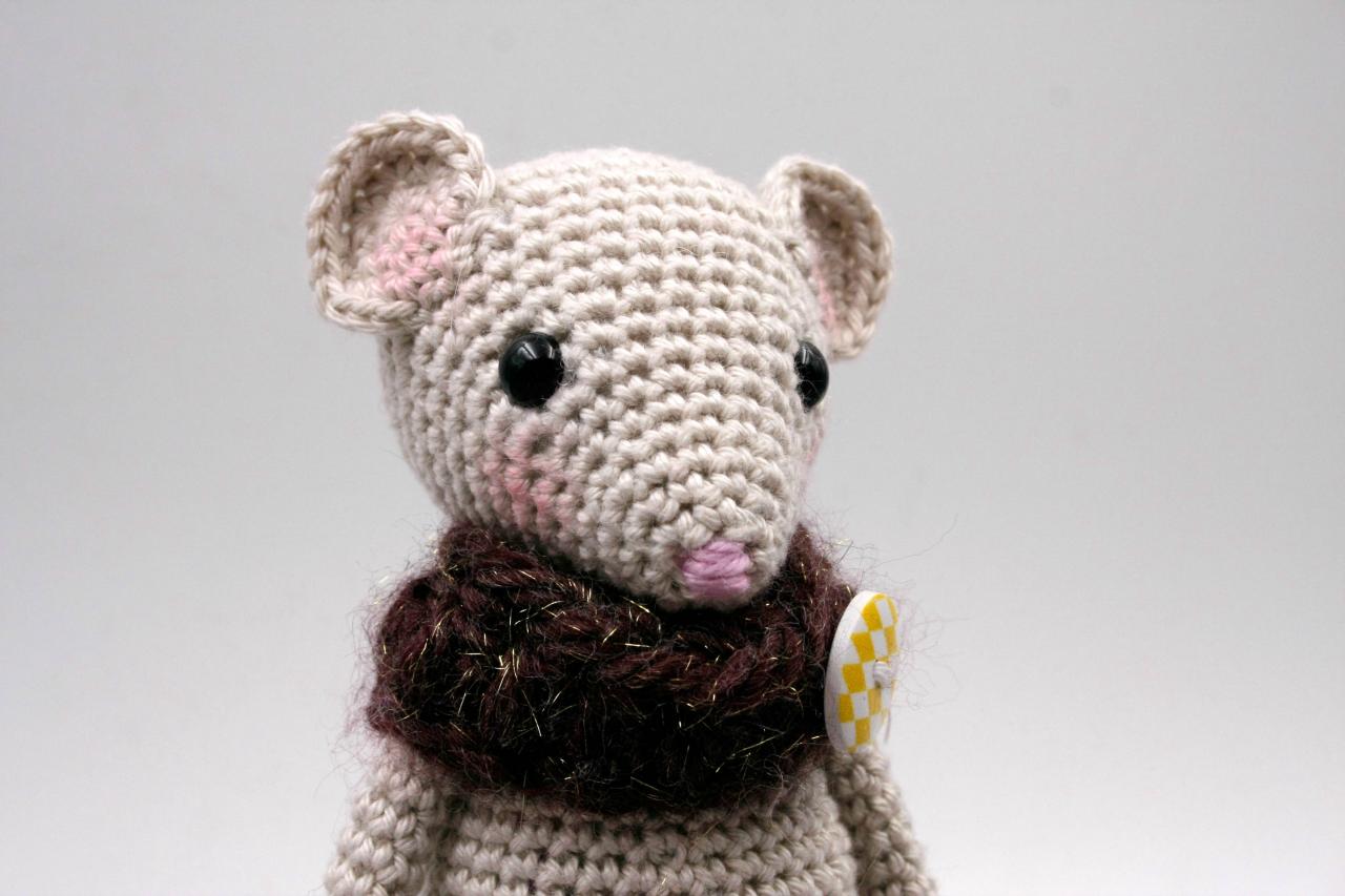 Crochet Pattern - Charlize The Mini Mouse on Luulla