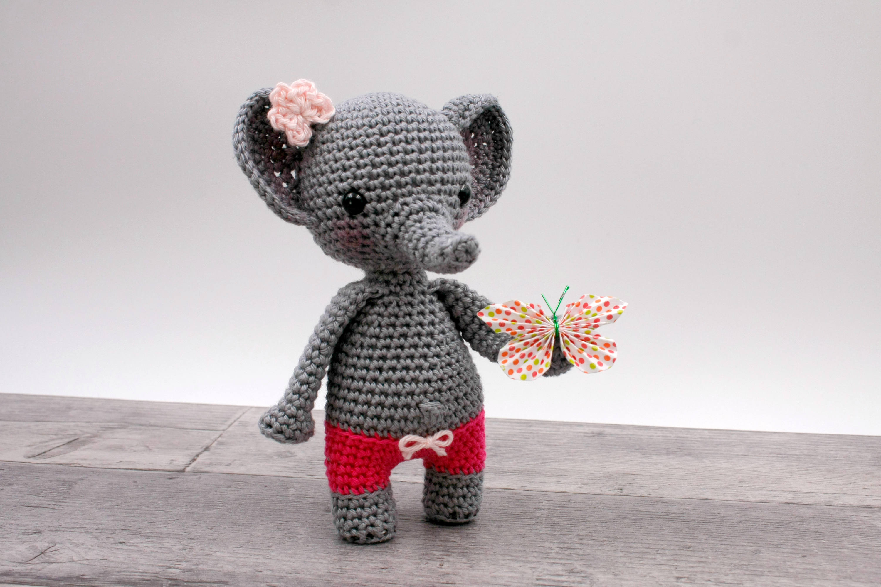 Crochet Pattern: Eli The Mini Elephant on Luulla